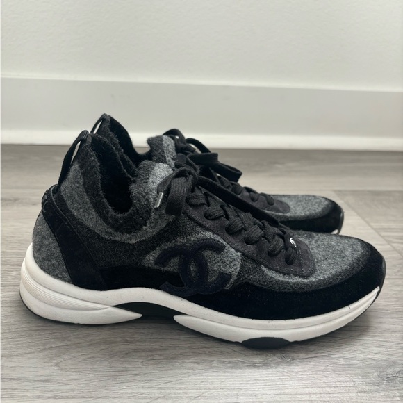 CHANEL | Shoes | Chanel Cc Logo Sport Runner Trainer Sneakers | Poshmark